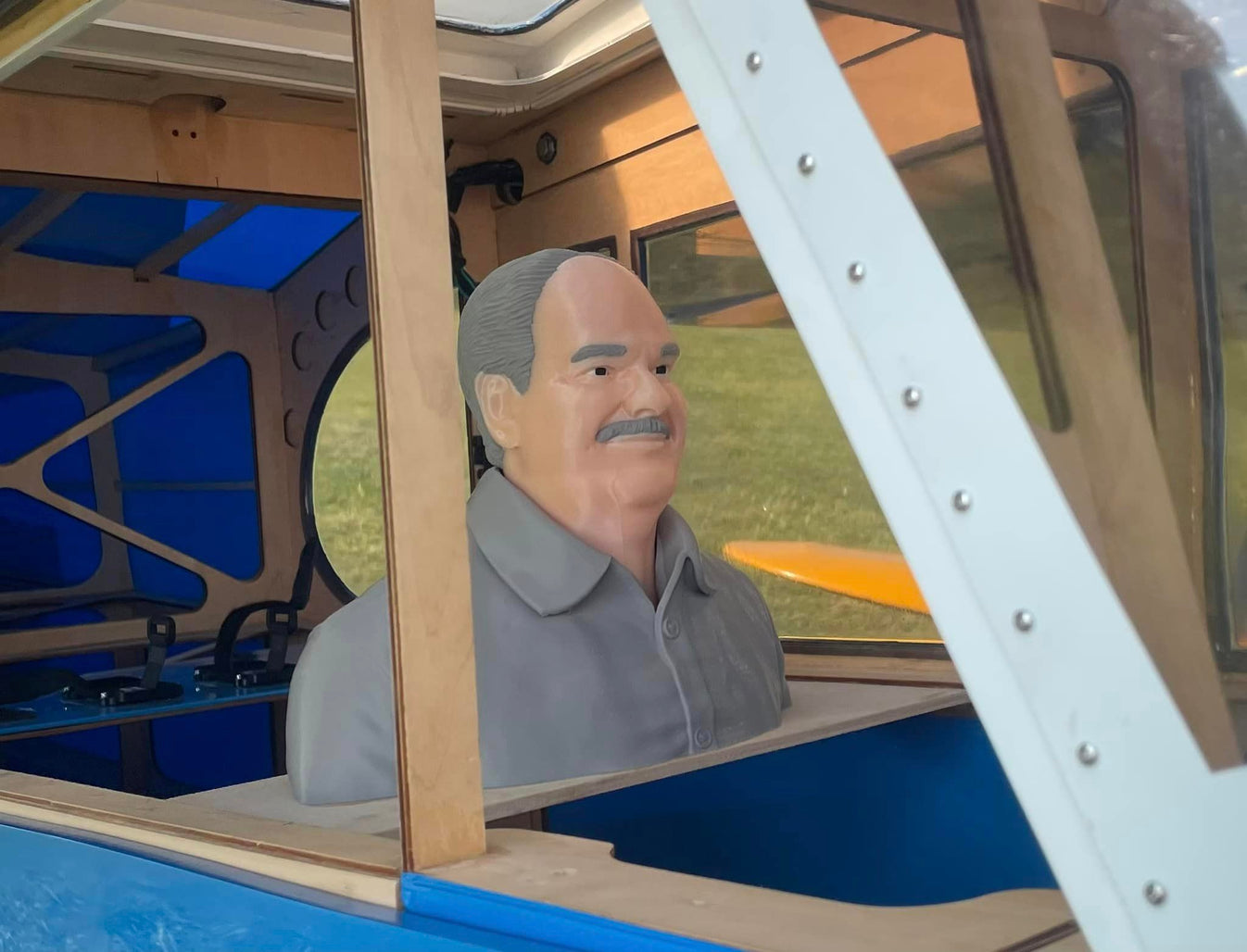 Personalized Pilots (Standard Bust All Scales) – Scale RC Engines