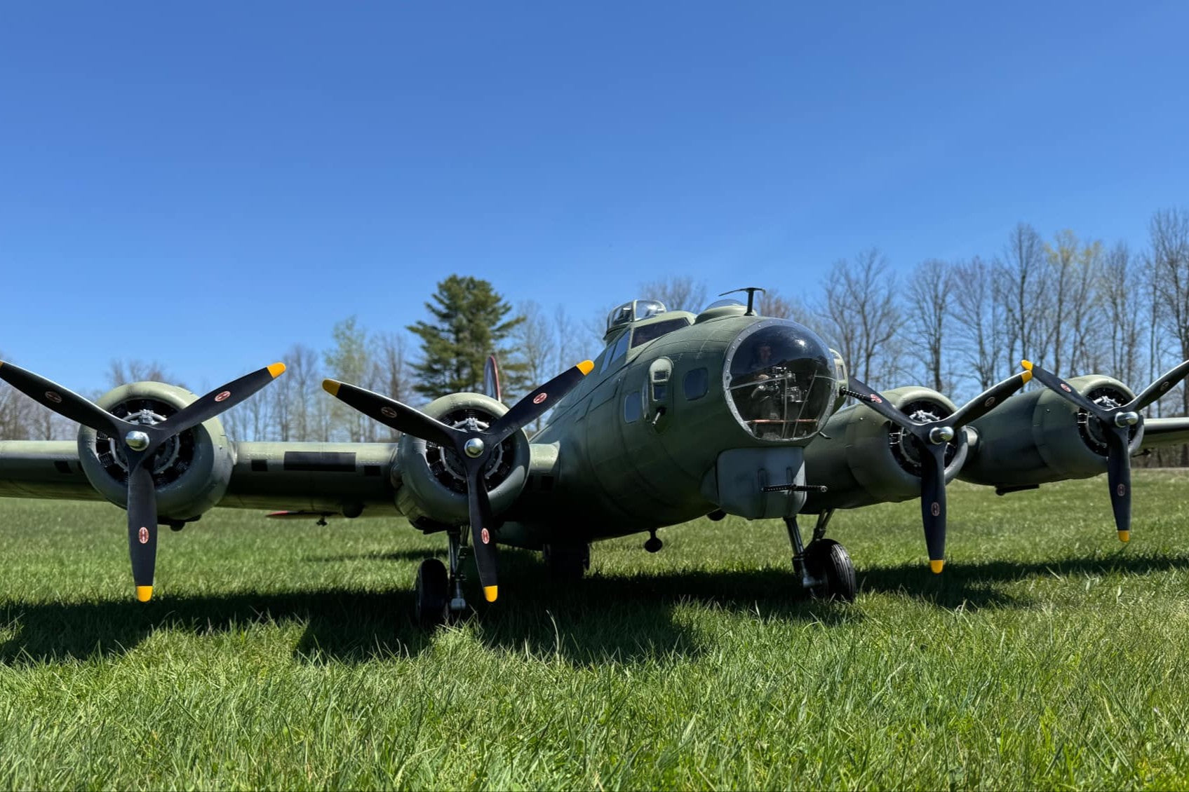 B-17 Flying Fortress 125" Legend Hobby Upgraded Direct Fit Dummy Radia ...