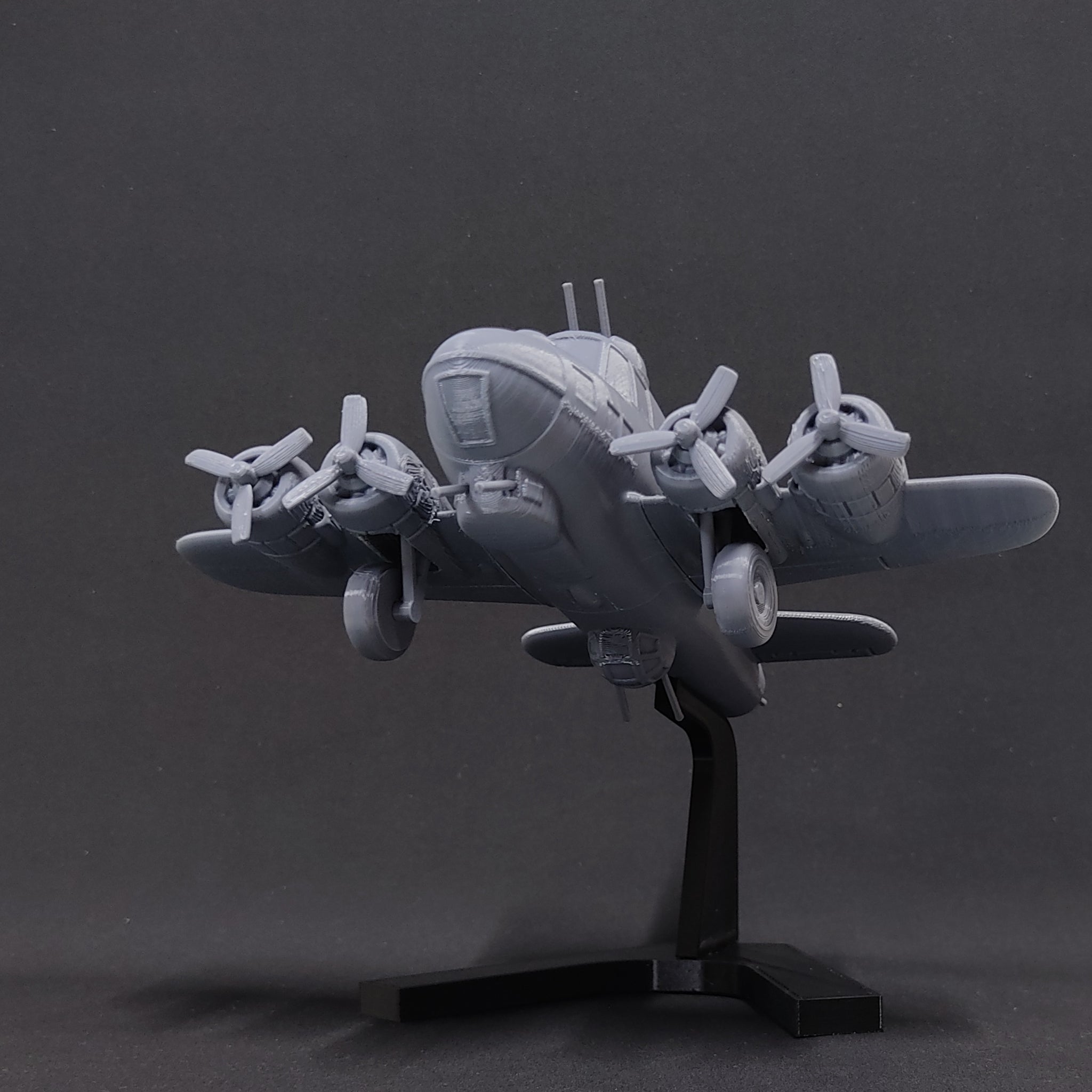 B-17 Trophy – Scale RC Engines