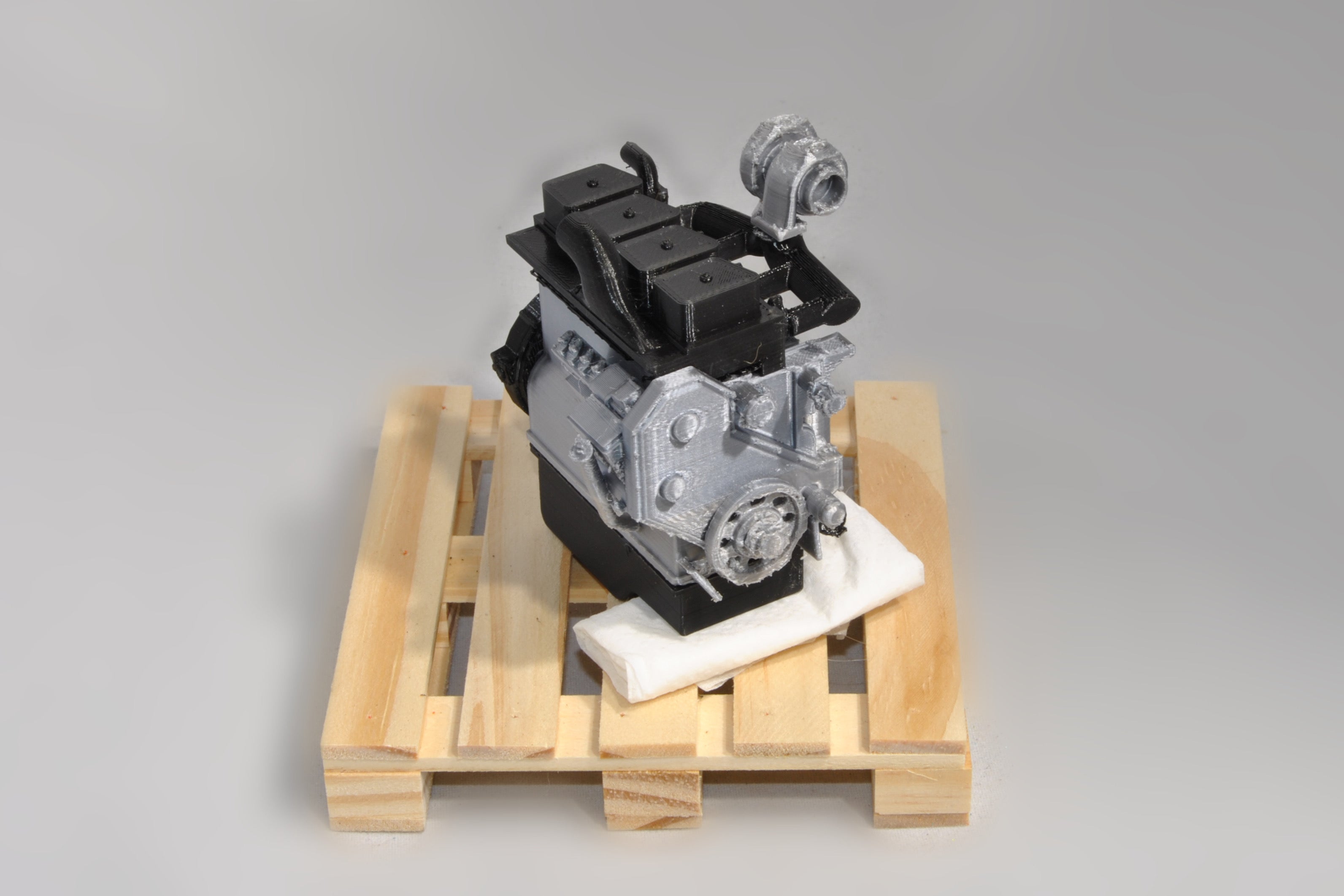 4 Cylinder Diesel Standard 1/10 Scale Engine – Scale RC Engines
