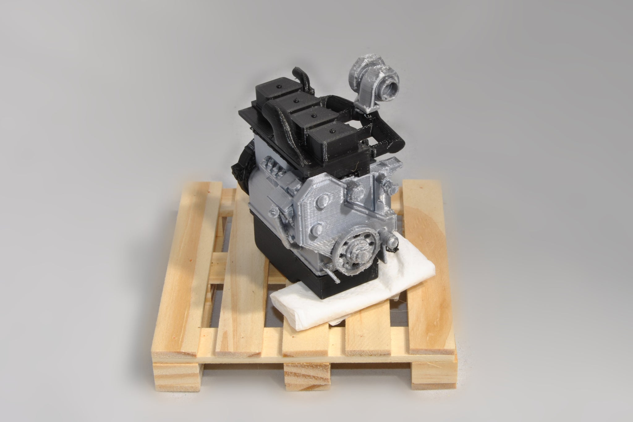 4 Cylinder Diesel Standard 1/10 Scale Engine – Scale RC Engines