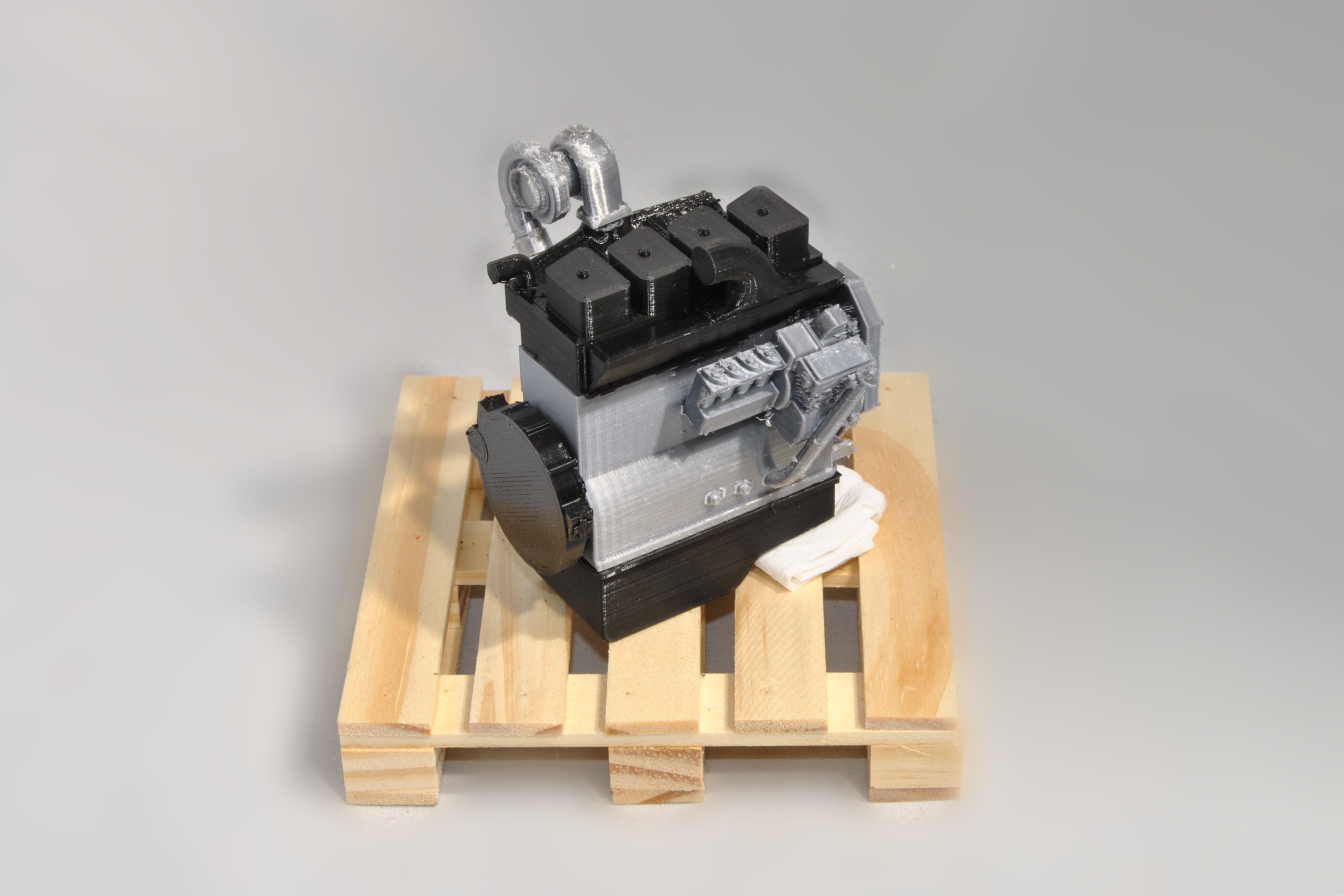 4 Cylinder Diesel Standard 1/10 Scale Engine – Scale RC Engines